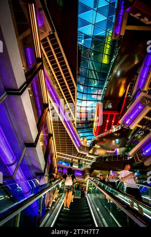 unan mall is a social retail space for discovery, learning and shopping ...