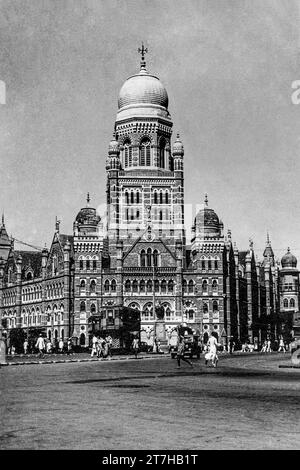 BMC Building, Municipal Corporation of Greater Mumbai is the civic body ...