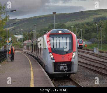Transport For Wales class 231 Stadler FLIRT DMU train 231009 departing ...