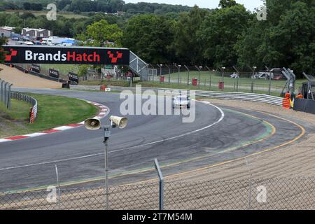Bernie's V8 & Historic Outlaws car racing at Brands Hatch - 8th July ...