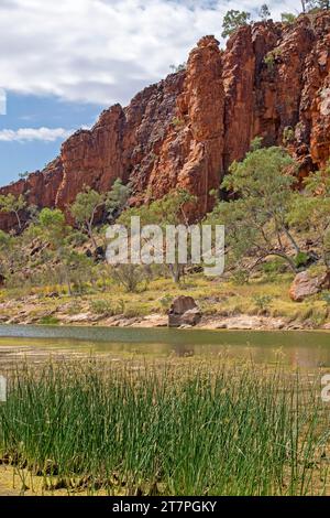 Gorge at Rodna in the West MacDonnell Ranges Stock Photo - Alamy