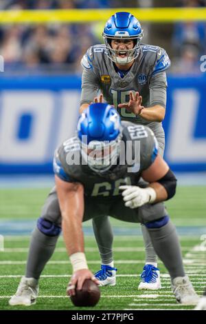 Detroit Lions center Graham Glasgow (60), guard Kayode Awosika (74 ...