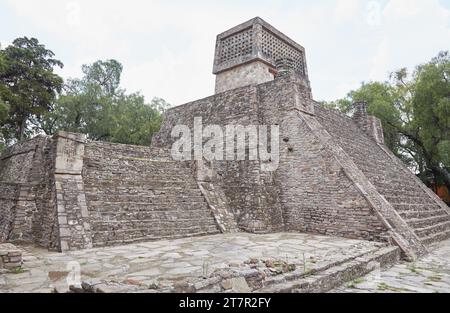 The forgotten Aztec pyramid of Santa Cecilia Acatitlan outside of ...