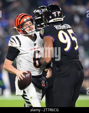 Baltimore Ravens linebacker Tavius Robinson sacks Cleveland Browns ...