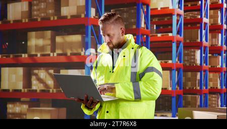 Digital Warehouse And Logistics Store. Staff Working Stock Photo - Alamy