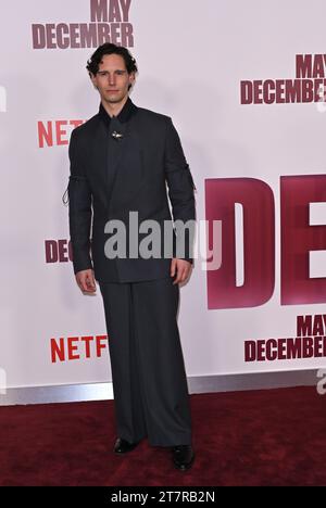 MAY DECEMBER, Cory Michael Smith, 2023. ph: Francois Duhamel ...
