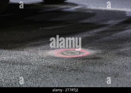 Works on the circuit surface after damages caused by a manhole cover ...