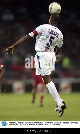 FOOTBALL - FRENCH CHAMPIONSHIP 2004/2005 - OLYMPIQUE LYONNAIS v RC LENS ...