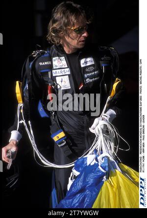 PARACHUTING - PRESENTATION MONDIAL DE PARACHUTISME GAP 2003 - PHOTO ...