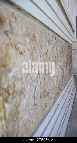 Traditional Gilding Technique with Gold Leaf Stock Photo - Alamy