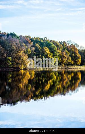 Worthington Lake is a reservoir near Standish, Wigan Stock Photo - Alamy
