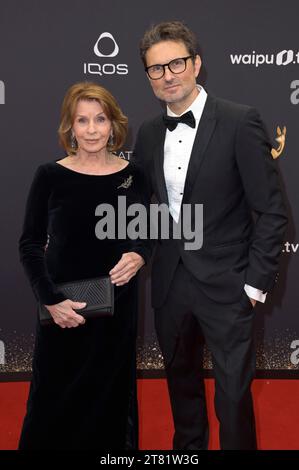 Simon Verhoeven, Senta Berger und Luca Verhoeven bei der 12. Verleihung ...