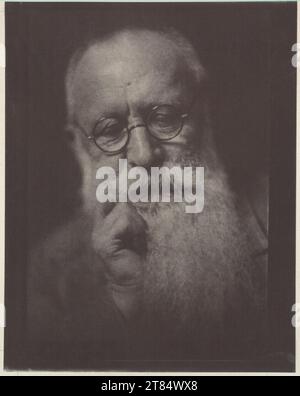 Rudolf Koppitz Portrait. Höchheim rubber pressure, on the box box ...