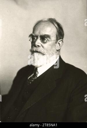 Rudolf Koppitz Portrait of Josef Maria Eder. Silver gelatin paper 18.12 ...