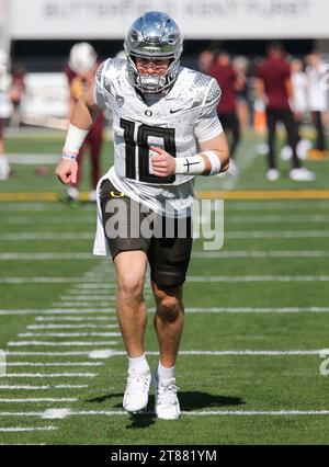 Tempe, Arizona, USA. 18th Nov, 2023. Running back Jordan James (20) of ...