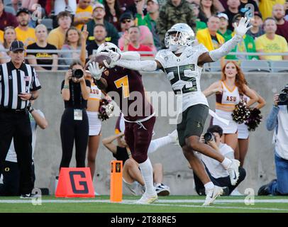 Oregon Ducks defensive back Nikko Reed (25) during an NCAA college ...