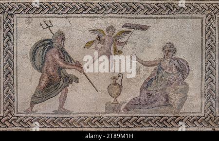 Roman floor mosaic "Apollo and Daphne", House of Dionysus, Paphos ...