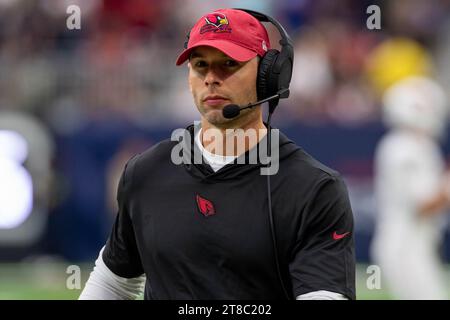 Arizona Cardinals head coach Jonathan Gannon answers a question during ...