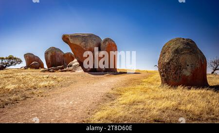 Murphy's Haystacks Inselbergs rock formations on Eyre Peninsula, South ...