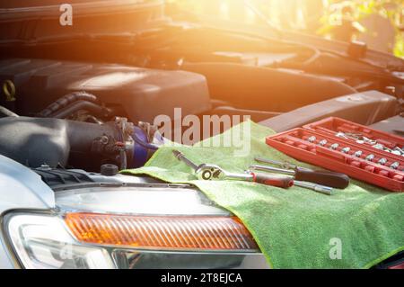 Repair engines and prepare tools for repairs, maintenance, and ...