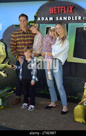Samuel Page mit Ehefrau Cassidy Boesch und Kindern bei der Premiere des ...