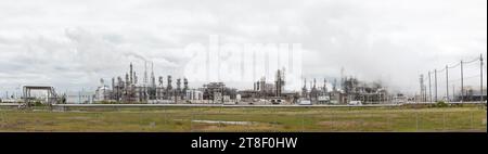 oil industry complex near Freeport, Texas, USA Stock Photo - Alamy