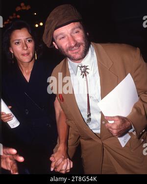 ROBIN WILLIAMS with wife Marsha Garces 1980.11472. © Michael R. Dreeler ...