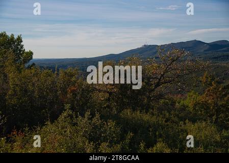 les collines et la garrigues de la Provence de Pagnol une fin de ...