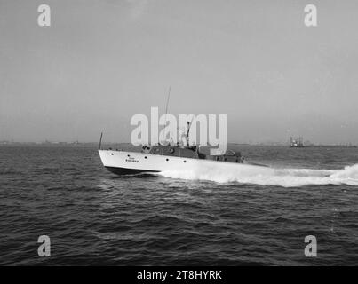 USAF 63ft Mk II air sea rescue boat underway in 1953 Stock Photo - Alamy