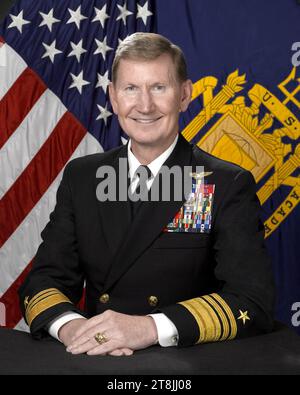 VADM Walter E Carter Jr Official Photo Stock Photo - Alamy