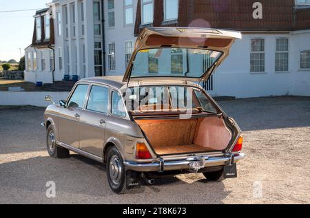1979 Austin Maxi HLS classic Brtish family car Stock Photo - Alamy