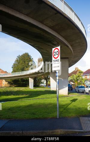 The Pitreavie Road footbridge that crosses the M25 and Ports Creek from ...