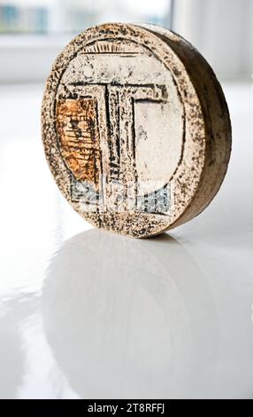 A Troika pottery wheel vase - Troika was an art pottery that operated ...