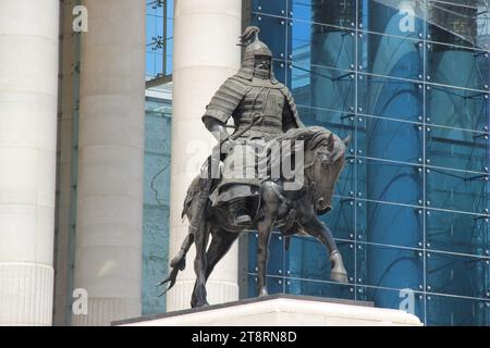 Mongolian Parliament House: Famous Mongol General Muqali or Bo'orchu ...