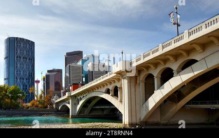 Centre Street Bridge,Calgary, The Centre Street Bridge, built 1915-1916 ...