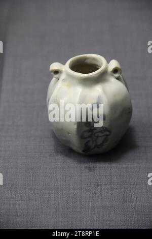 Yuan Dynasty Porcelain, Pottery and Porcelain Gallery, Palace Museum ...