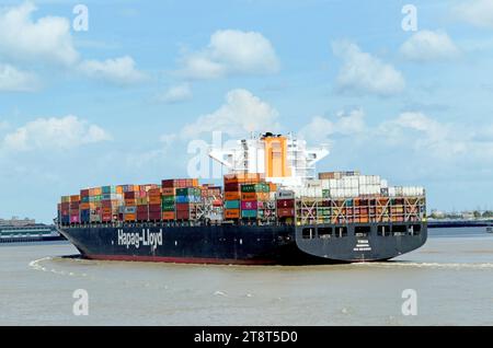 Tirua. Container ship, Mississippi River. New Orleans Stock Photo - Alamy
