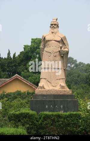 Tomb of Sun Quan, Burial site of Ming Hongwu (Zhu Yuanzhang, first Ming ...