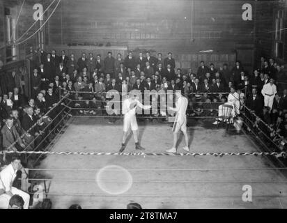Boxing match in progress Stock Photo - Alamy