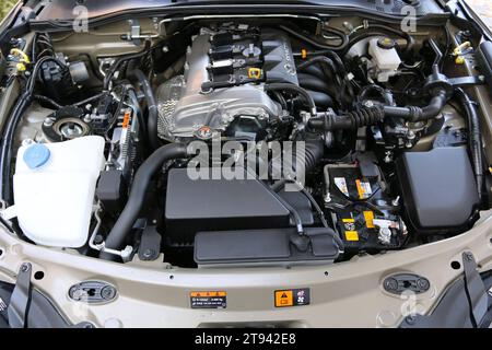 Engine compartment of a Mazda MX-5 Stock Photo - Alamy
