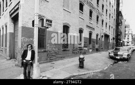 MEAN STREETS 1973 Warner Bros. film. From left: Harvey Keitel, Robert ...