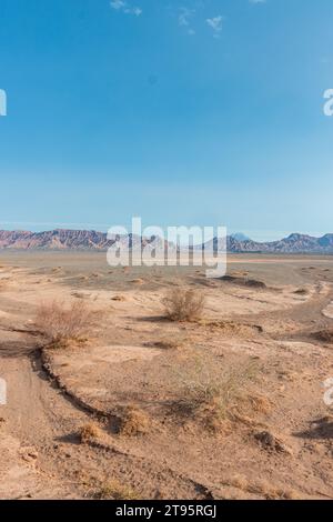 The arid and hot deserts of Xinjiang in western China Stock Photo - Alamy