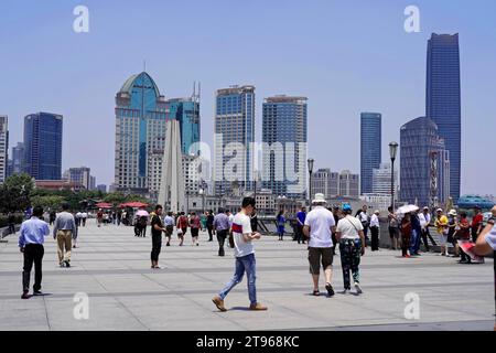 Stroll through Shanghai to the sights, Shanghai, China Stock Photo - Alamy