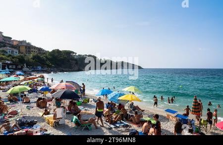 ISOLA D’ELBA, ITALY - August 25, 2018: day view of sea and bathers in ...