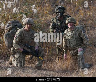 Shikama, Japan. 23rd Nov, 2023. Member of Japan Ground Self-Defense ...
