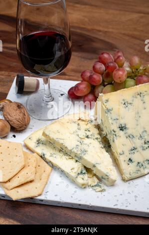 Red porto and cheese pairing, blue matured stilton English cheese ...