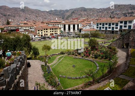 The Sagrado Garden in Cusco Old Town with "Viva El Peru" on the ...