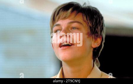 WHAT'S EATING GILBERT GRAPE ? 1993 Paramount Pictures film with ...