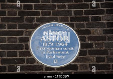 Fine Example of Georgian Architecture, The Naval and Military Club, St ...