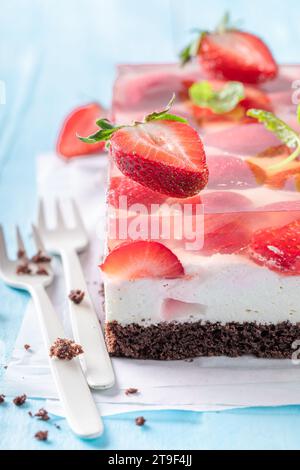 Delicious jelly cake with strawberries an airy sponge cake. Gelatin ...